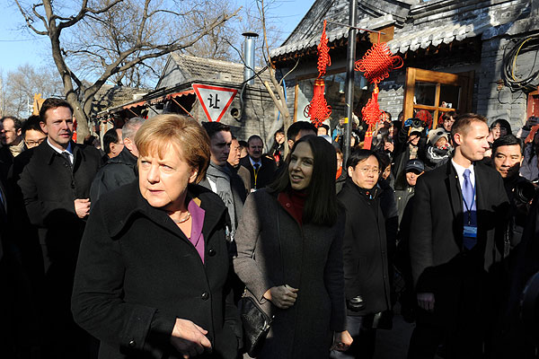 Merkel Seeks China’s Backing on Iran, Gets Hints of Help on Debt Crisis ...