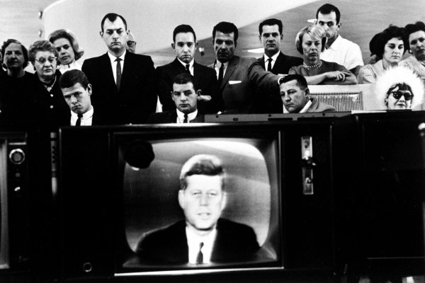 Remembering the Cuban Missile Crisis: 50 Years from the Brink of ...