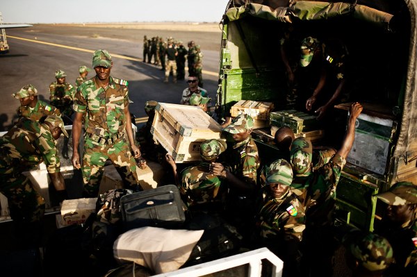 War in Mali: France and African Allies Take on Islamist Militants ...