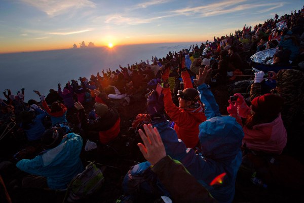 The Crowded—and Epic—Reality of Climbing Japan’s Mt. Fuji | TIME.com